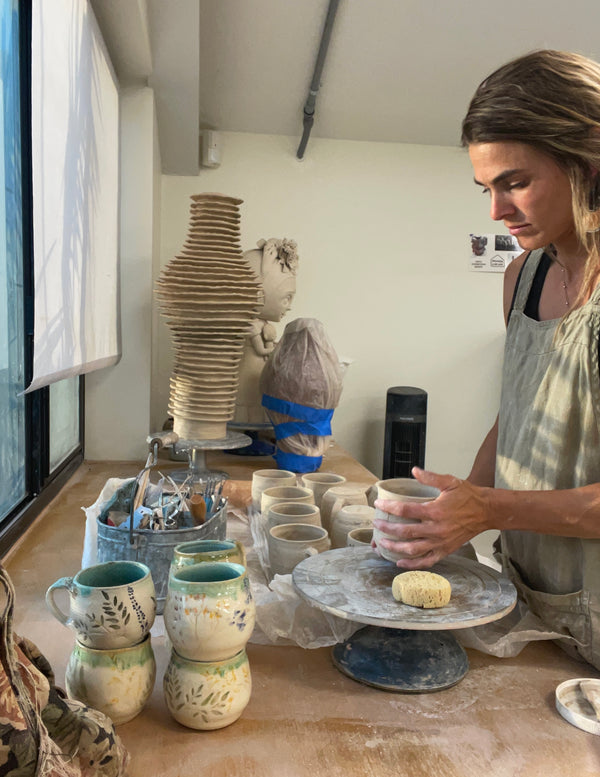 Sam's Pottery – Verso L'alto Coffee